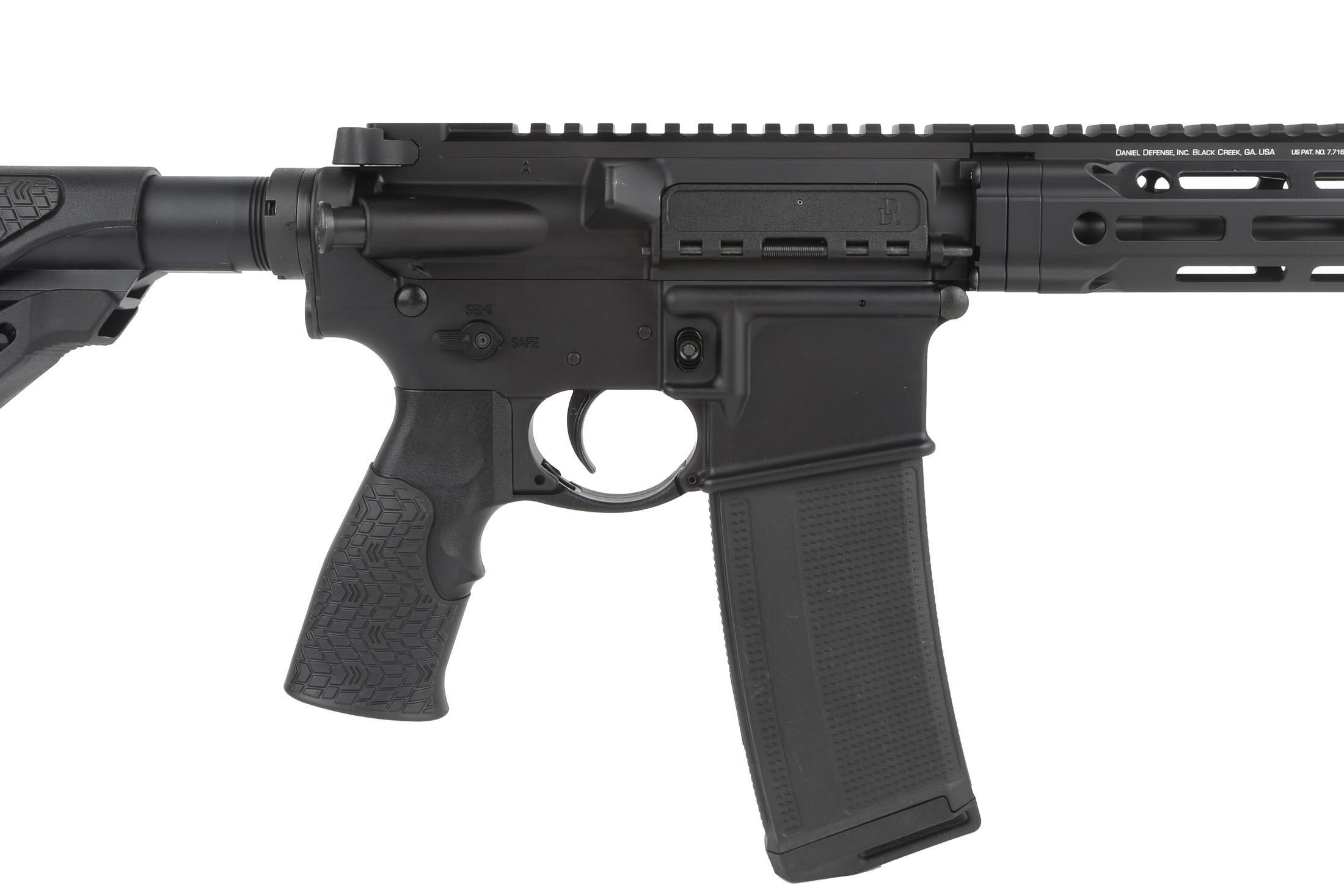 Daniel Defense 16" 5.56 DDM4v7 Rifle with 15" MFR XS M-LOK Rail - Black ...
